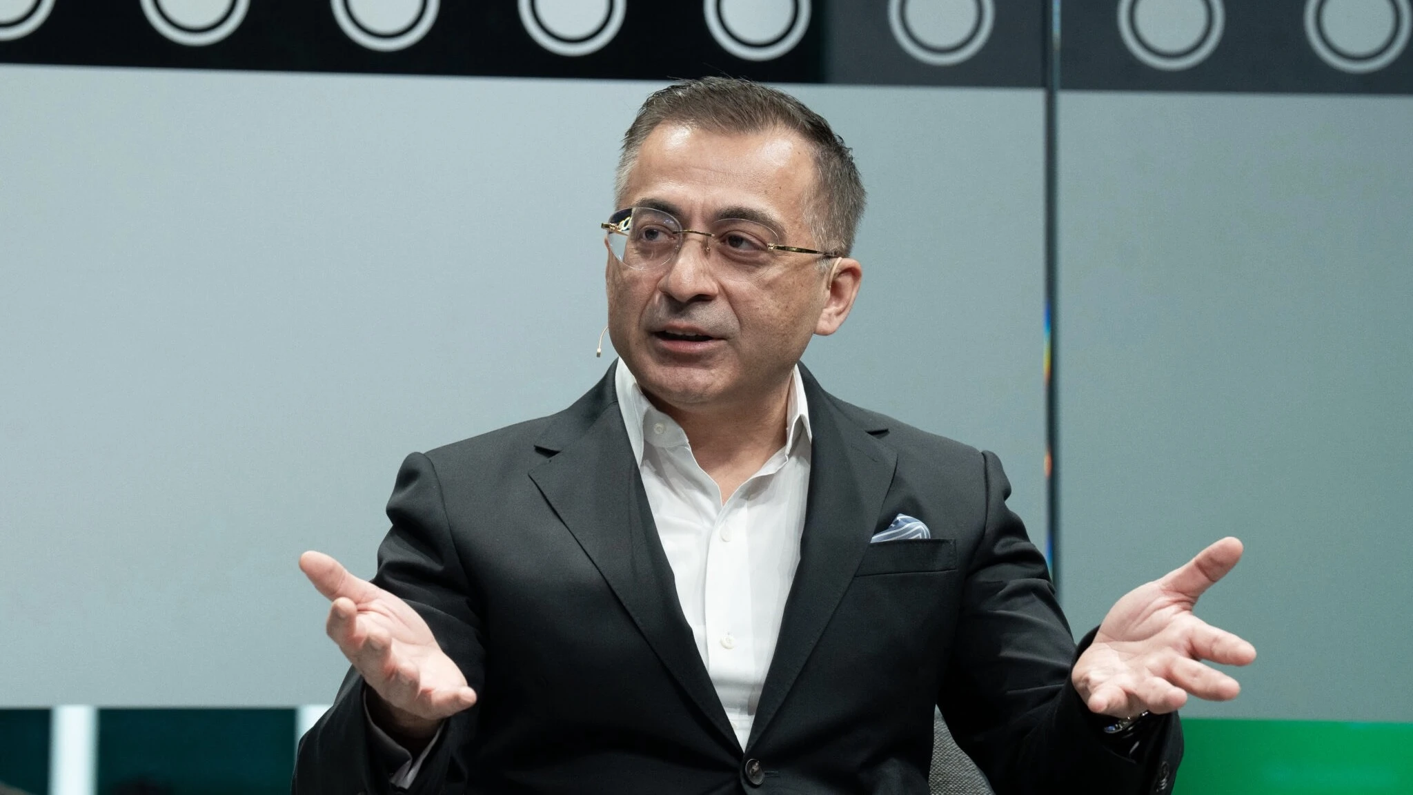 Saudi tech chief says AI, chip fund will divest from China 'if US asks’