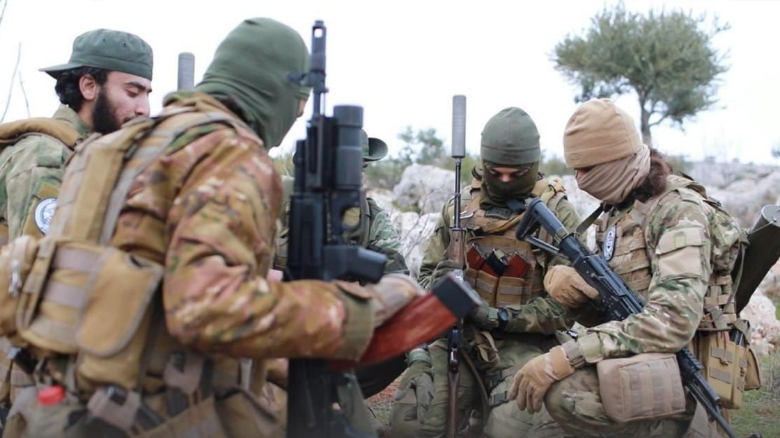 Syrian army clashes with HTS in Latakia