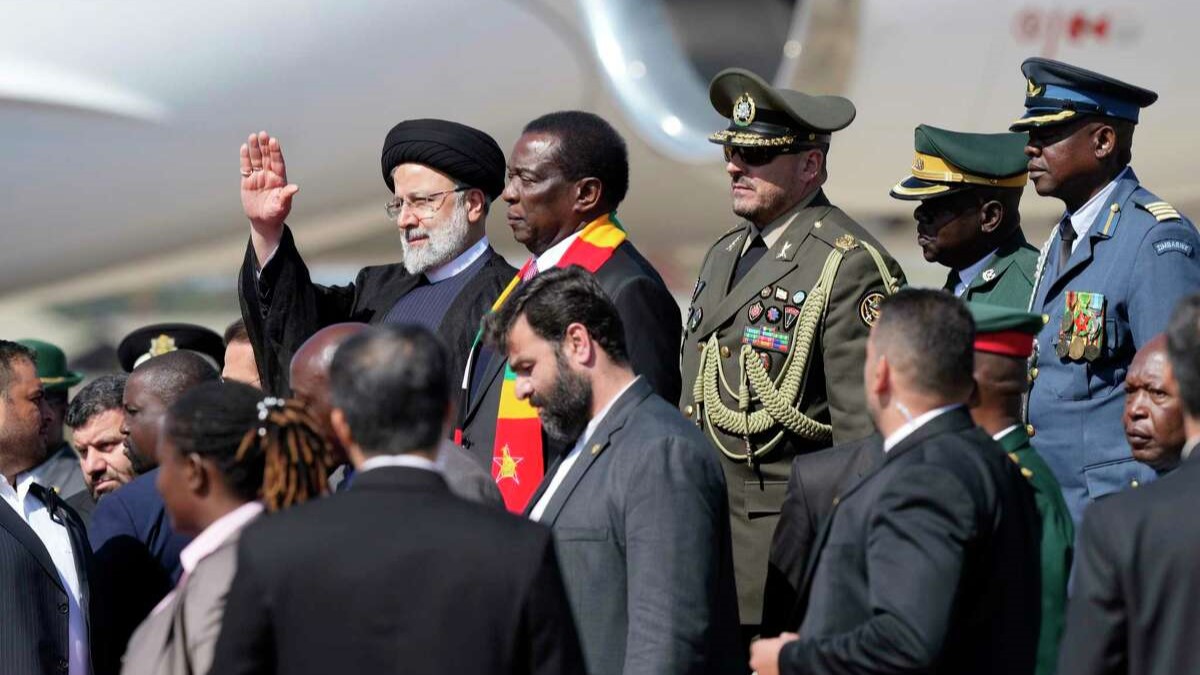 Iranian president wraps up Africa tour with Zimbabwe visit