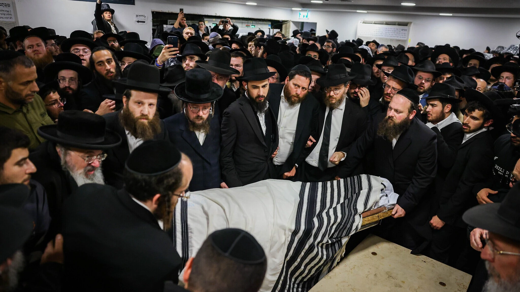 UAE officials visit Israel to 'offer condolences' for slain rabbi