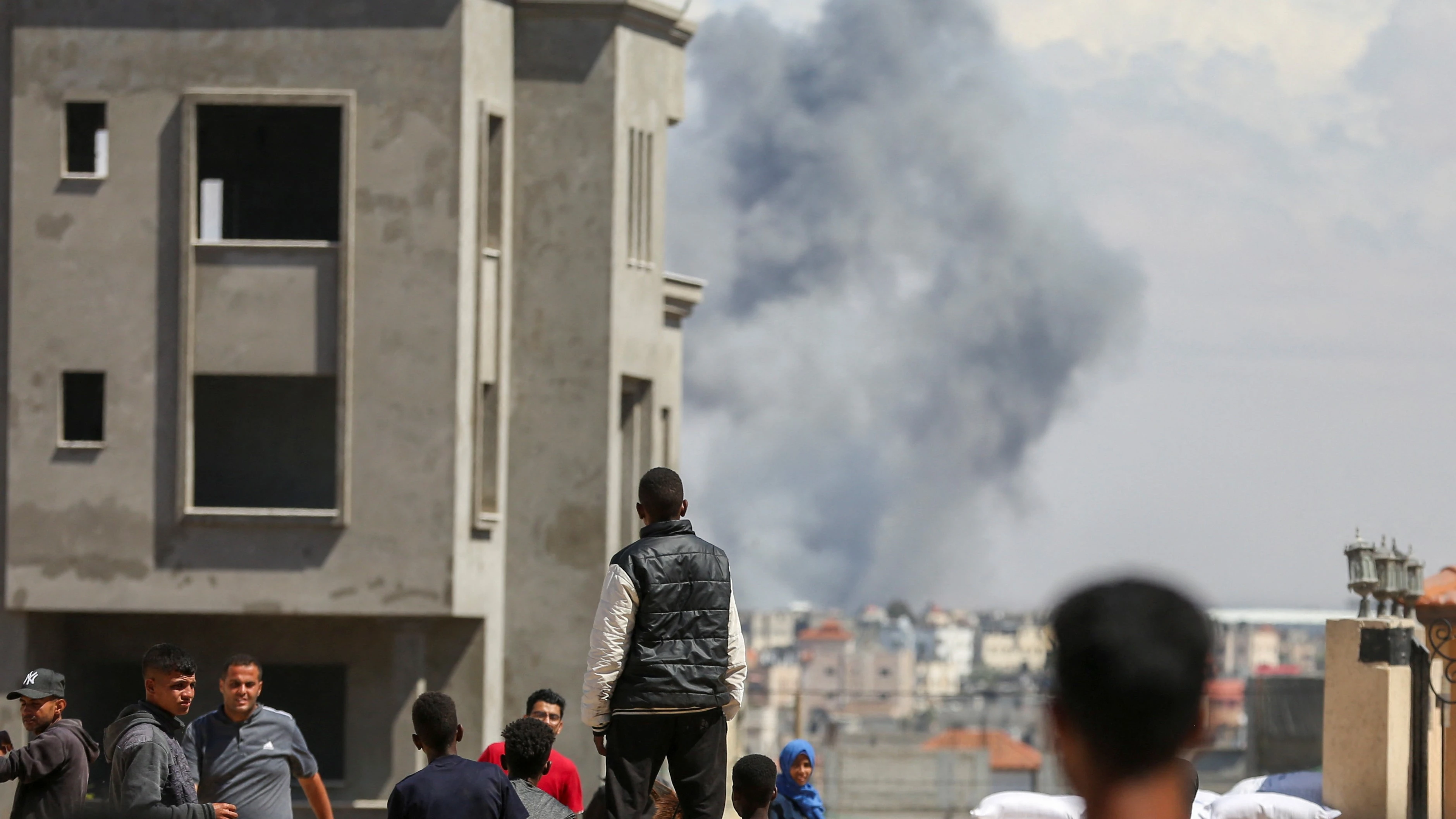 Rafah death toll surges as Israel rains down white phosphorus