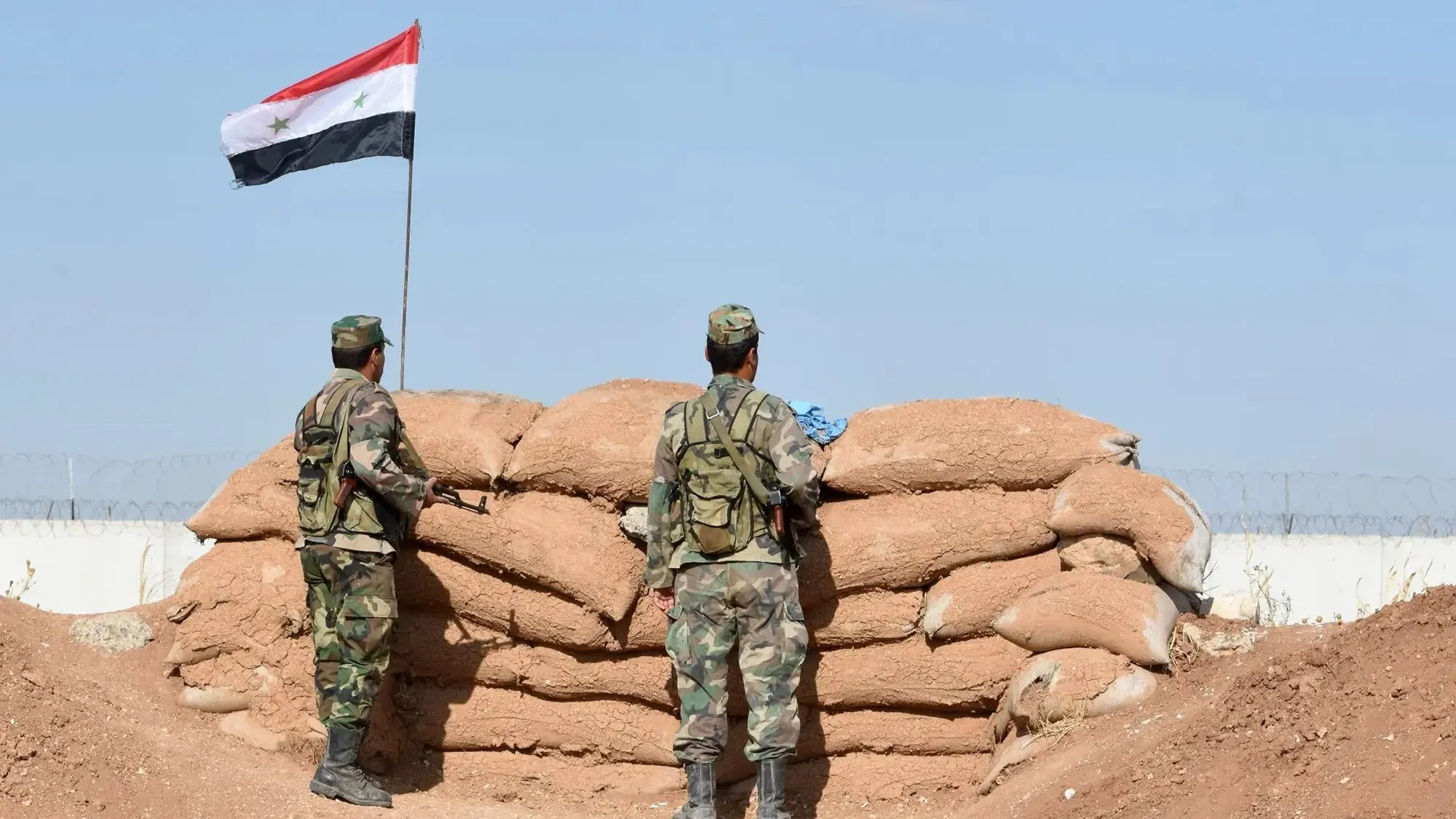 Syrian army, Russian jets repel violent ISIS attack in Raqqa desert