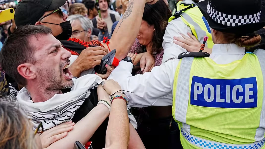 UK police arrest nearly 900 anti-genocide protesters in London