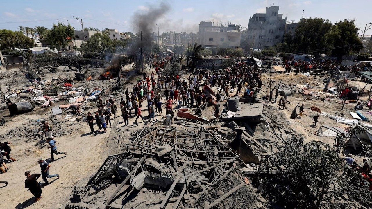 Hamas welcomes UN report on Israel's genocidal acts as Tel Aviv decries ...