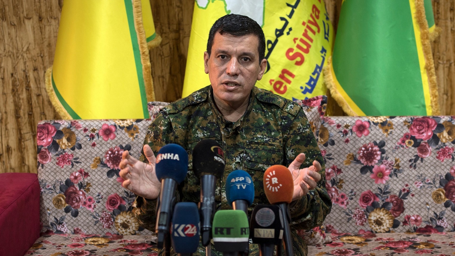 Iraqi Kurdistan leader hosts SDF chief for 'Kurdish unity talks'
